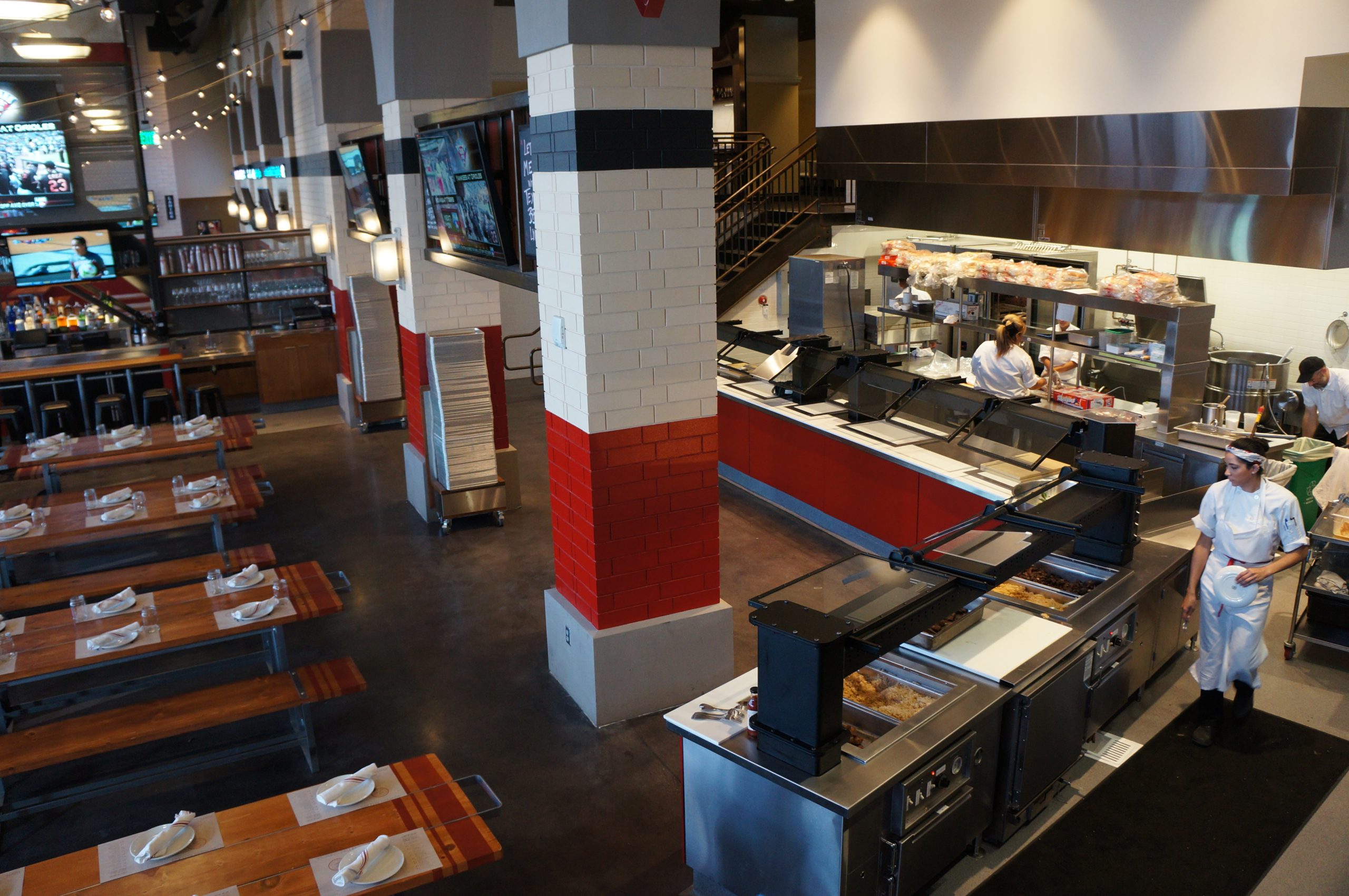 Display kitchen ventilation for Stadiums and arenas - Halton