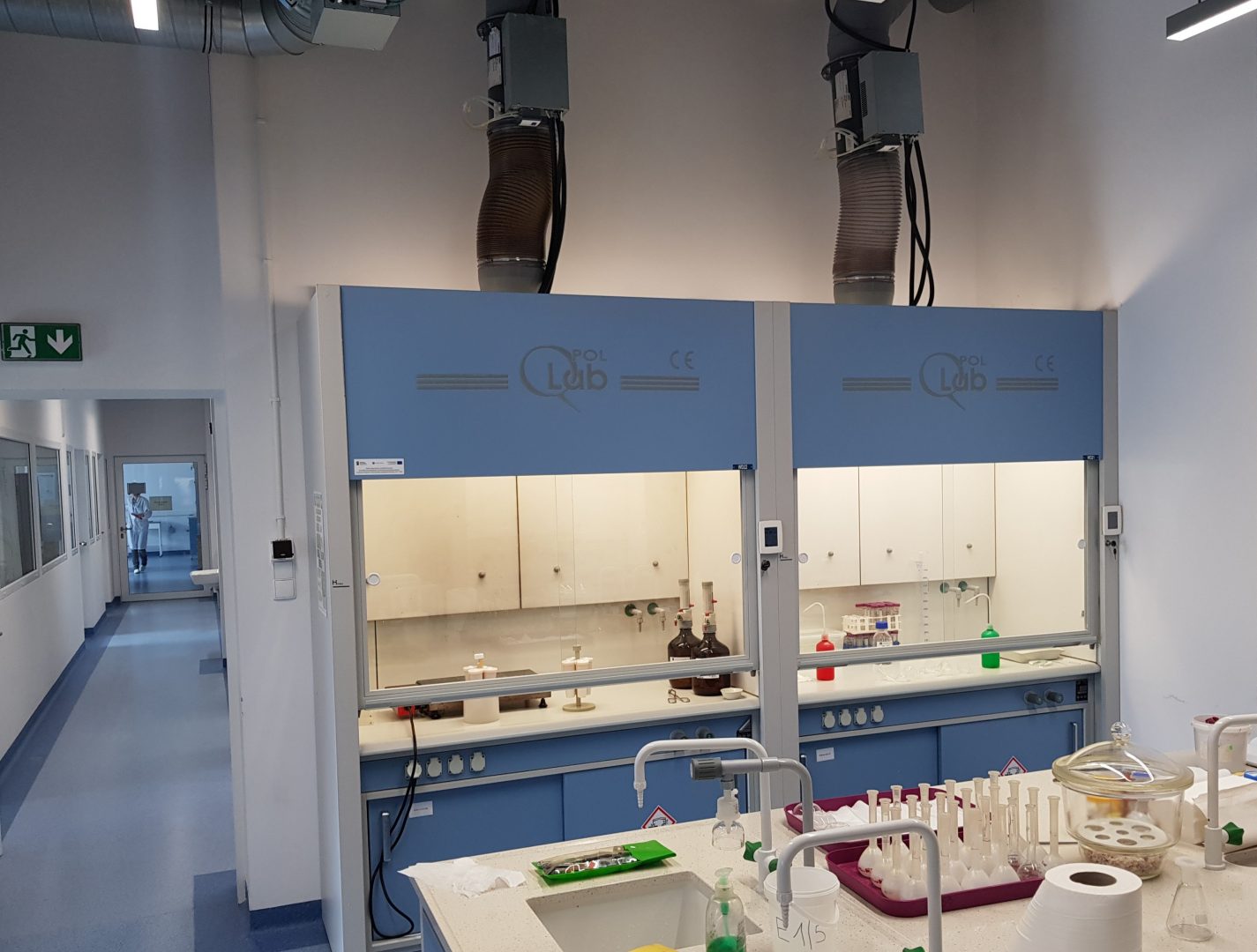Halton Vita Lab Room solution, JS Hamilton Poland