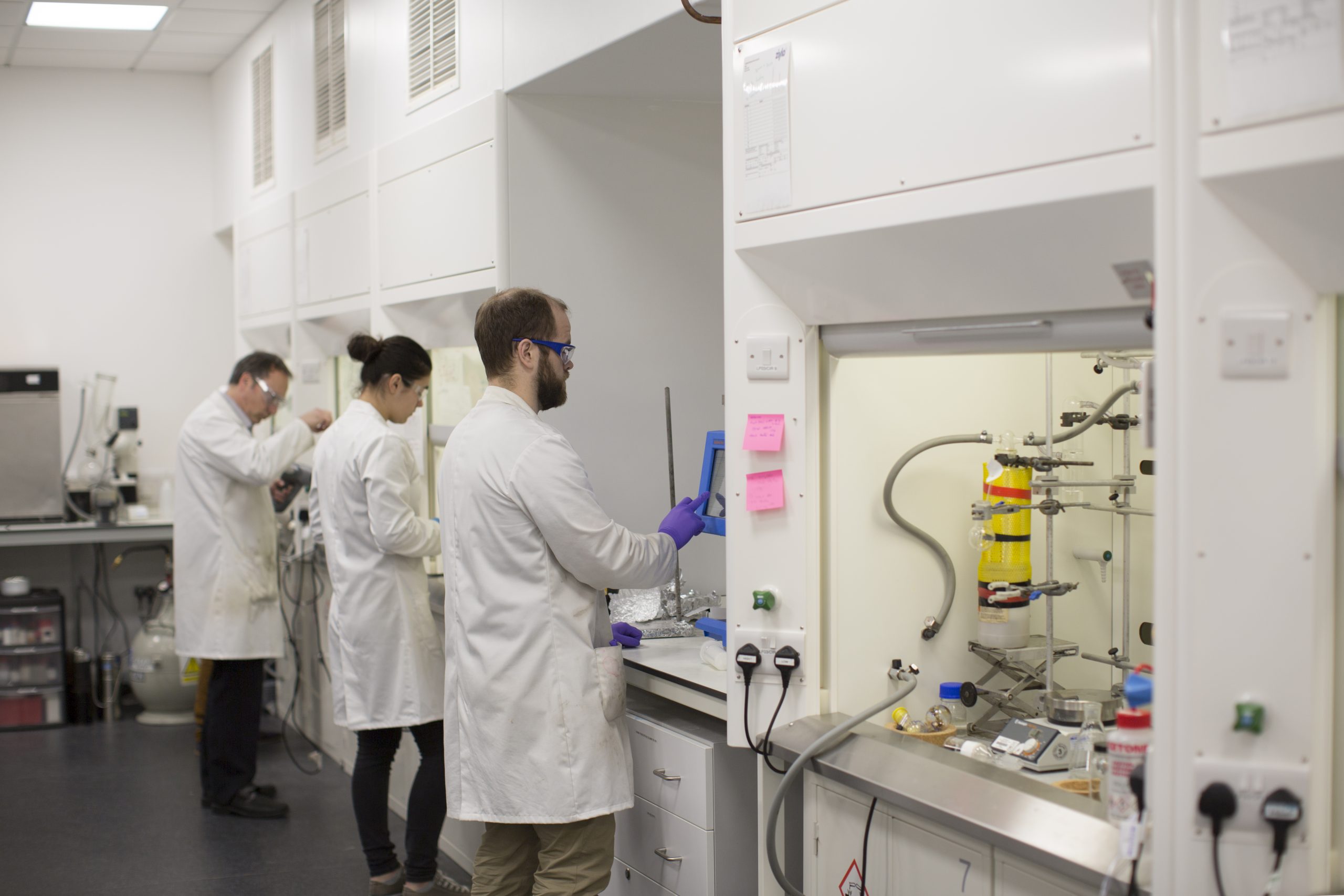 Halton Vita Lab solution for Science Creates Incubators in Bristol.