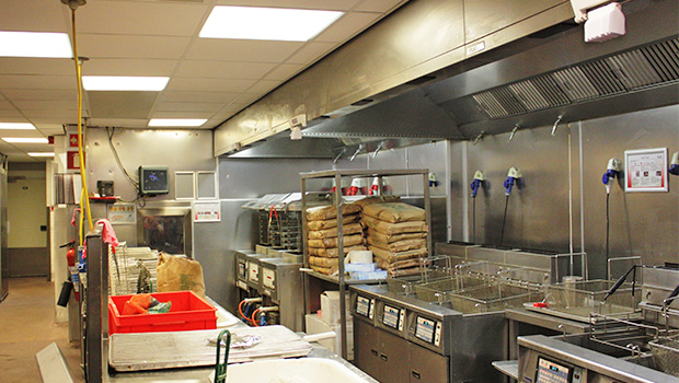 KFC Amsterdam, The Netherlands restaurant kitchen in Amsterdam - Halton ...