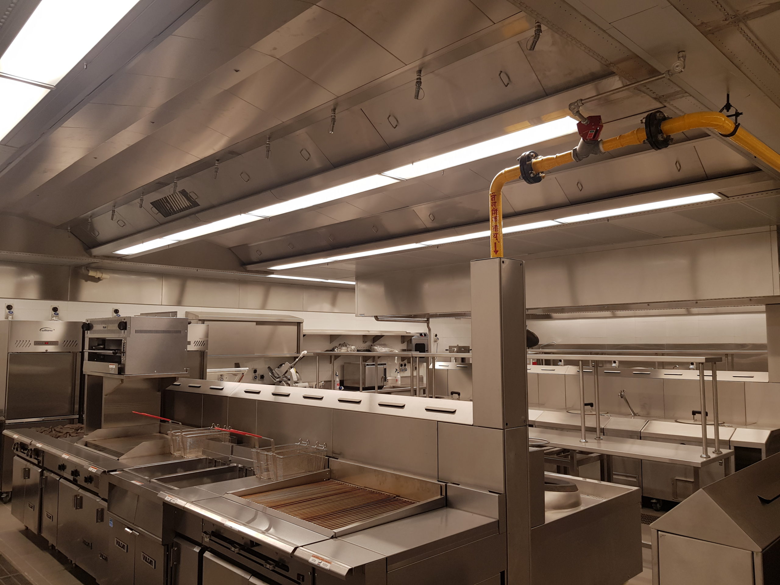 DAICEC Dhirubai Ambani International Convention and Exhibition Center ...