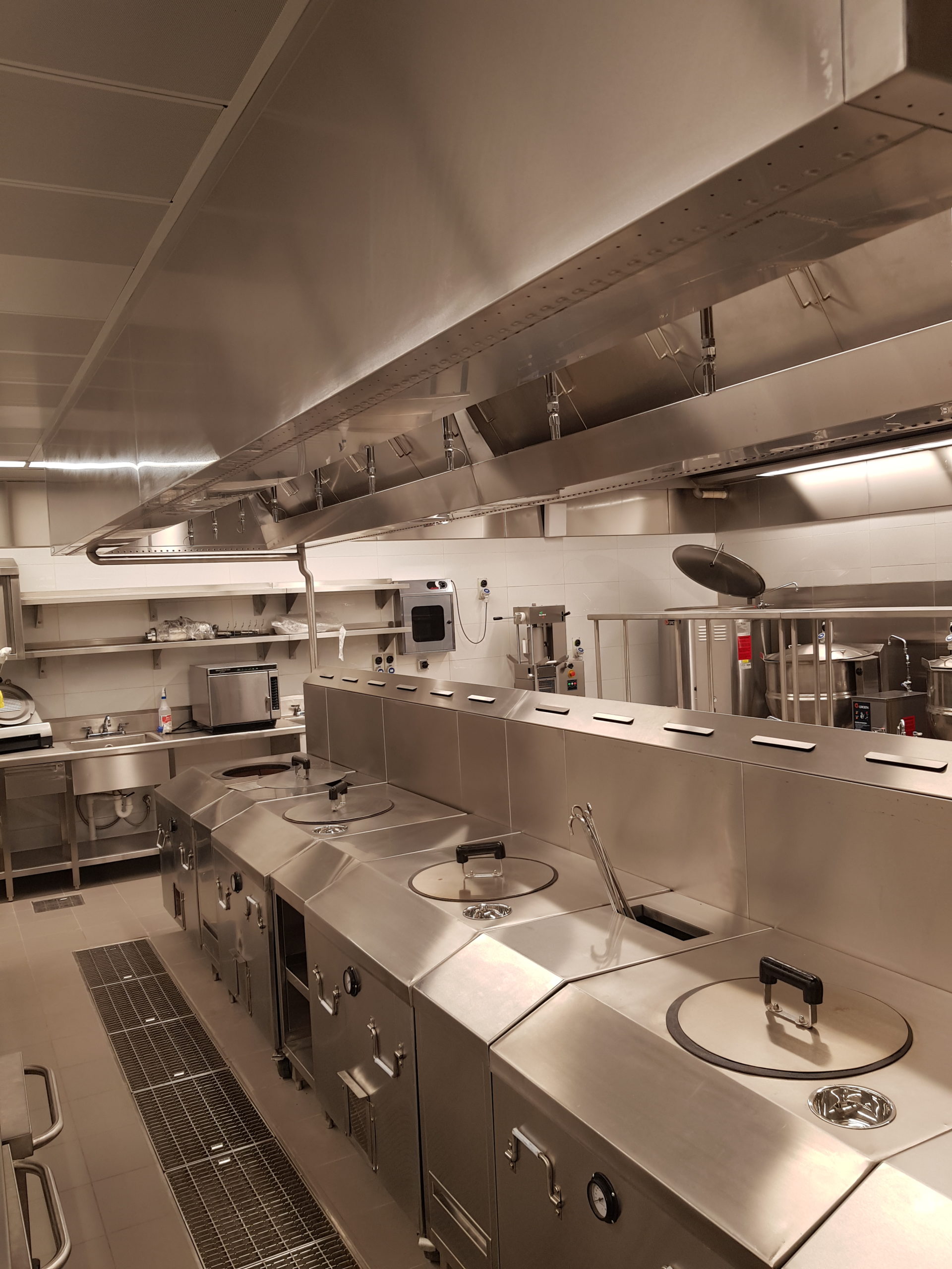 DAICEC Dhirubai Ambani International Convention and Exhibition Center ...