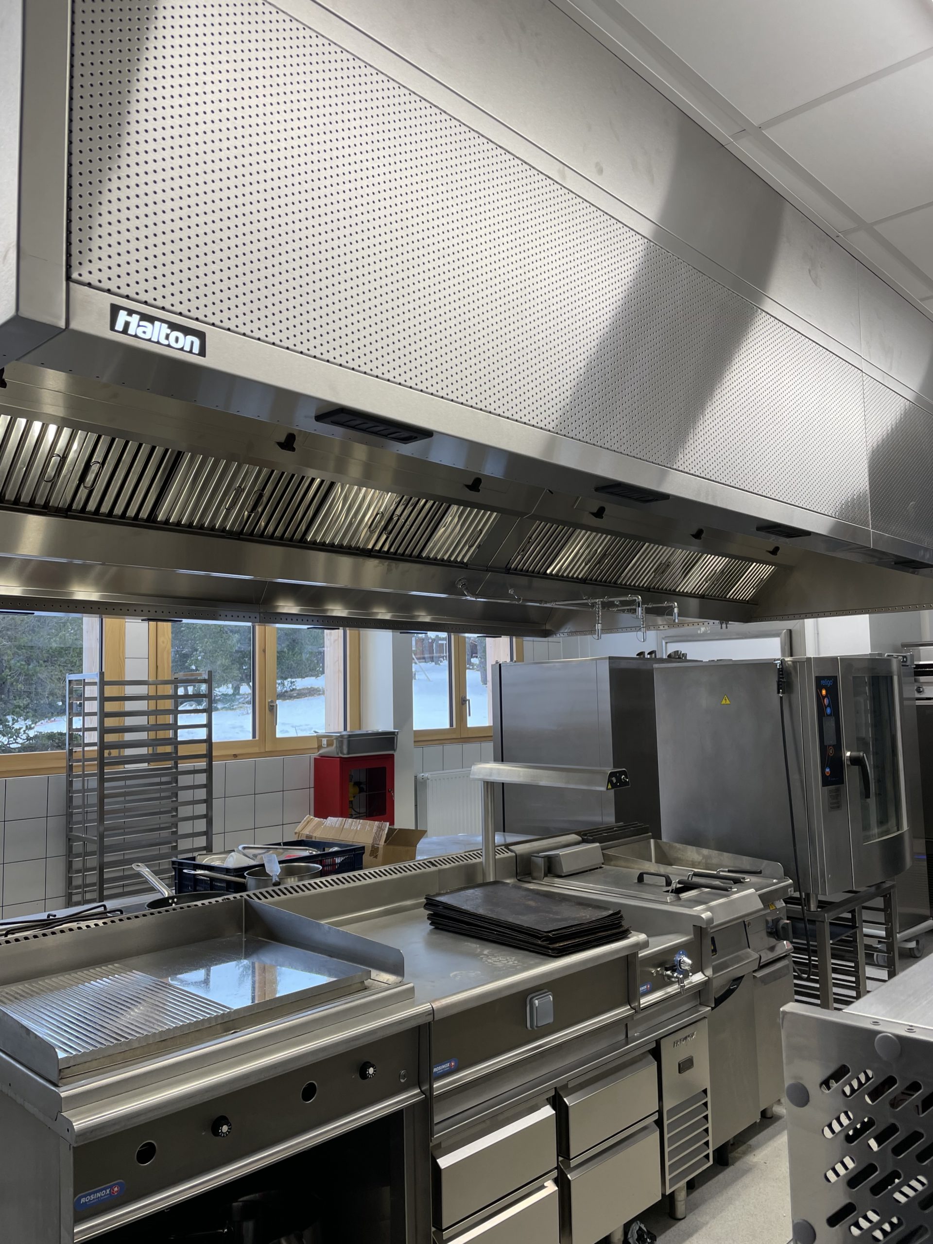 Restaurant Plateau de Beille, France - Halton References